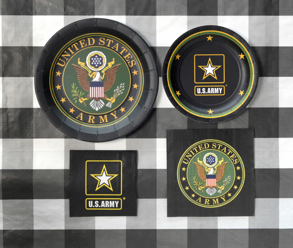 US Army – Plates Round 7″ Army Seal 8-pack – Havercamp Party Products